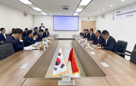 Zhao Qiming meets with Chan Hyuk Chun
