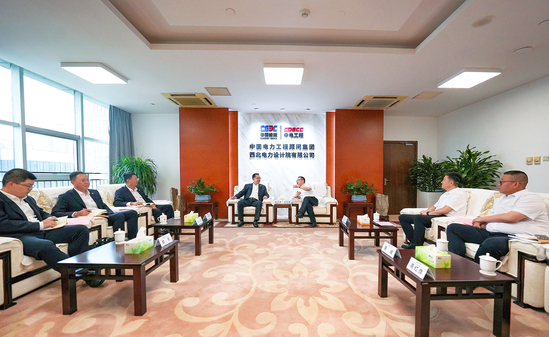 Zhao Qiming meets with Liu Zengqiang